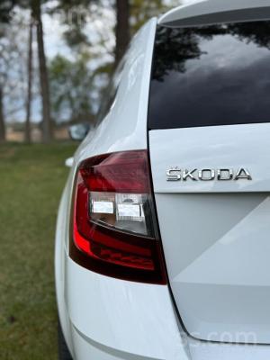 White Skoda Octavia 2019 in Riga, with an engine capacity of 1.50 L and mileage of 122 thousand km for 14200 €, photo 27 on AUTOMOTO.COM.LV