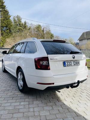 Balts Skoda Octavia 2019 Tallina, ar dzinēja tilpumu 2.00 L un nobraukumu 140 tūkst. km par 14500 €, foto 15 vietnē AUTOMOTO.COM.LV