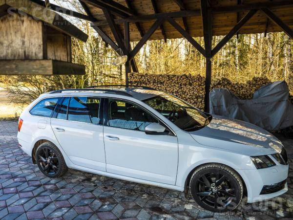 White Skoda Octavia 2019 in Ogre, with an engine capacity of 1.60 L and mileage of 240 thousand km for 8500 €, photo 8 on AUTOMOTO.COM.LV