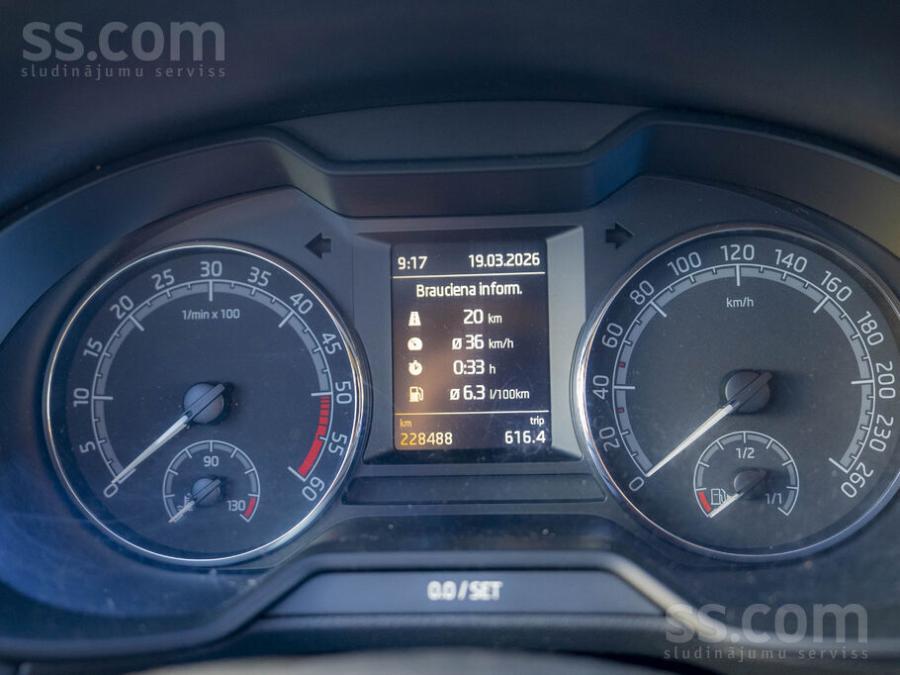 Balts Skoda Octavia 2019 Ogre, ar dzinēja tilpumu 1.60 L un nobraukumu 240 tūkst. km par 8500 €, foto 11 vietnē AUTOMOTO.COM.LV