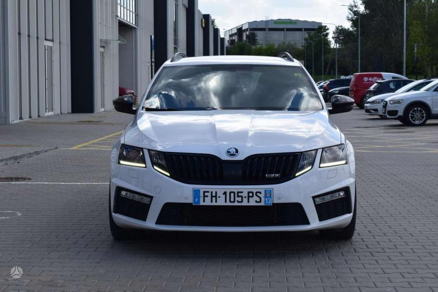 Balts Skoda Octavia 2019 Viļņa, ar dzinēja tilpumu 1.97 L un nobraukumu 195 tūkst. km par 11200 €, foto 3 vietnē AUTOMOTO.COM.LV