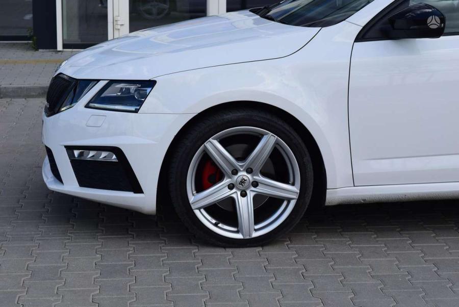 Balts Skoda Octavia 2019 Viļņa, ar dzinēja tilpumu 1.97 L un nobraukumu 195 tūkst. km par 11200 €, foto 8 vietnē AUTOMOTO.COM.LV