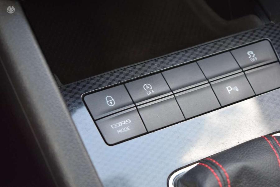 Balts Skoda Octavia 2019 Viļņa, ar dzinēja tilpumu 1.97 L un nobraukumu 195 tūkst. km par 11200 €, foto 18 vietnē AUTOMOTO.COM.LV