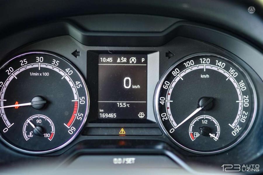 Белый Шкода Октавия 2019 в Кретинга, объемом двигателя 1.60 л и пробегом 170 тыс. км за 12650 €, фото 22 на AUTOMOTO.COM.LV