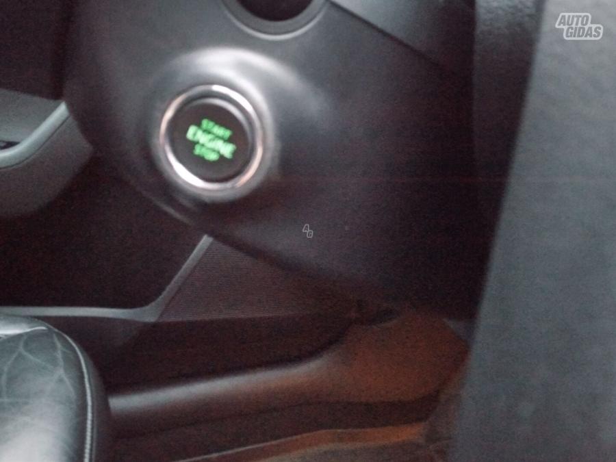 White Skoda Octavia 2019 in Jurbarkas, with an engine capacity of 1.60 L and mileage of 290 thousand km for 8850 €, photo 16 on AUTOMOTO.COM.LV