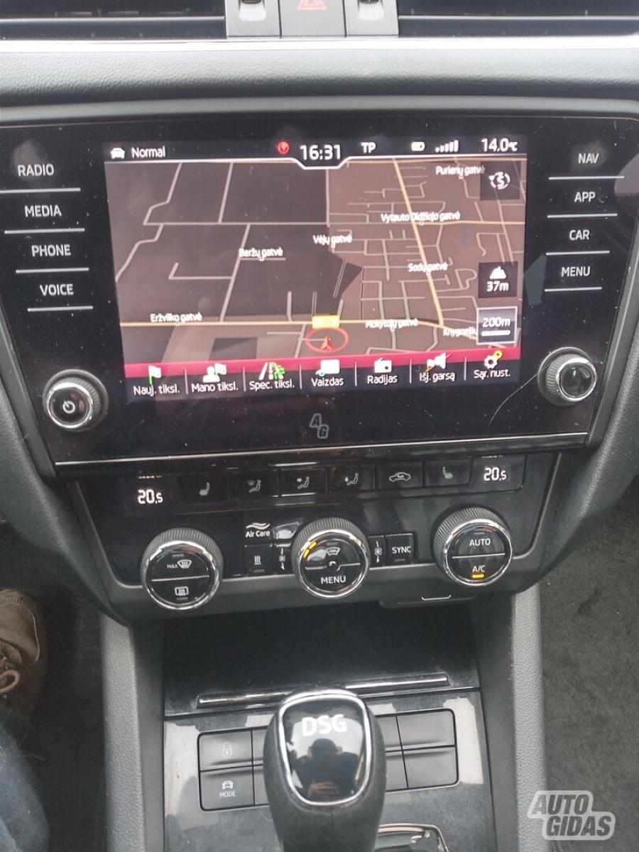 White Skoda Octavia 2019 in Jurbarkas, with an engine capacity of 1.60 L and mileage of 290 thousand km for 8850 €, photo 17 on AUTOMOTO.COM.LV