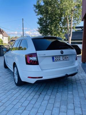 Balts Skoda Octavia 2019 Tallina, ar dzinēja tilpumu 2.00 L un nobraukumu 143 tūkst. km par 14000 €, foto 18 vietnē AUTOMOTO.COM.LV