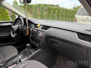 Balts Skoda Octavia 2019 Rīga, ar dzinēja tilpumu 2.00 L un nobraukumu 0 tūkst. km par 7900 €, foto 5 vietnē AUTOMOTO.COM.LV