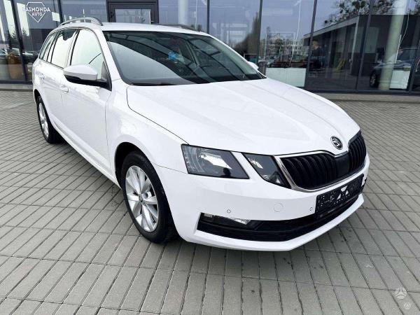White Skoda Octavia 2019 in Kaunas, with an engine capacity of 1.00 L and mileage of 275 thousand km for 6500 €, photo 3 on AUTOMOTO.COM.LV