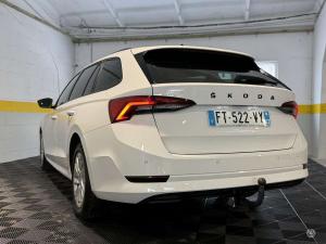 White Skoda Octavia 2020 in Kaunas, with an engine capacity of 2.00 L and mileage of 133 thousand km for 13700 €, photo 8 on AUTOMOTO.COM.LV