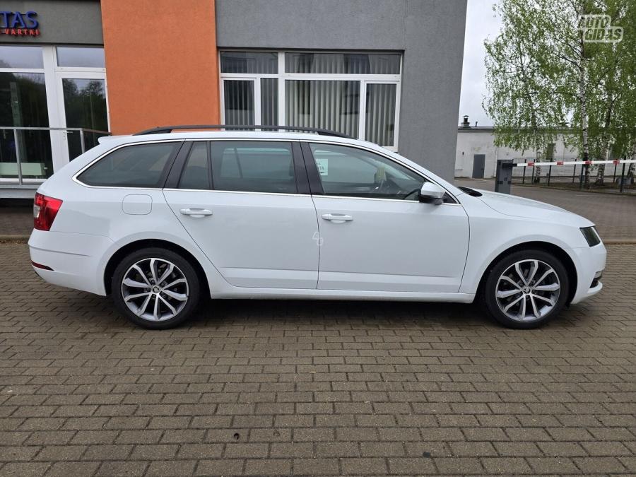 White Skoda Octavia 2020 in Kaunas, with an engine capacity of 2.00 L and mileage of 202 thousand km for 9750 €, photo 6 on AUTOMOTO.COM.LV