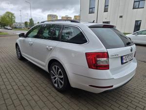 White Skoda Octavia 2020 in Kaunas, with an engine capacity of 2.00 L and mileage of 202 thousand km for 9750 €, photo 10 on AUTOMOTO.COM.LV