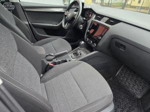 White Skoda Octavia 2020 in Kaunas, with an engine capacity of 2.00 L and mileage of 202 thousand km for 9750 €, photo 16 on AUTOMOTO.COM.LV