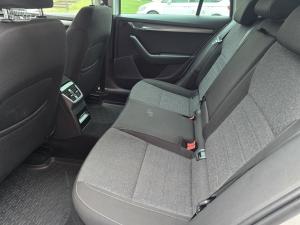 White Skoda Octavia 2020 in Kaunas, with an engine capacity of 2.00 L and mileage of 202 thousand km for 9750 €, photo 19 on AUTOMOTO.COM.LV