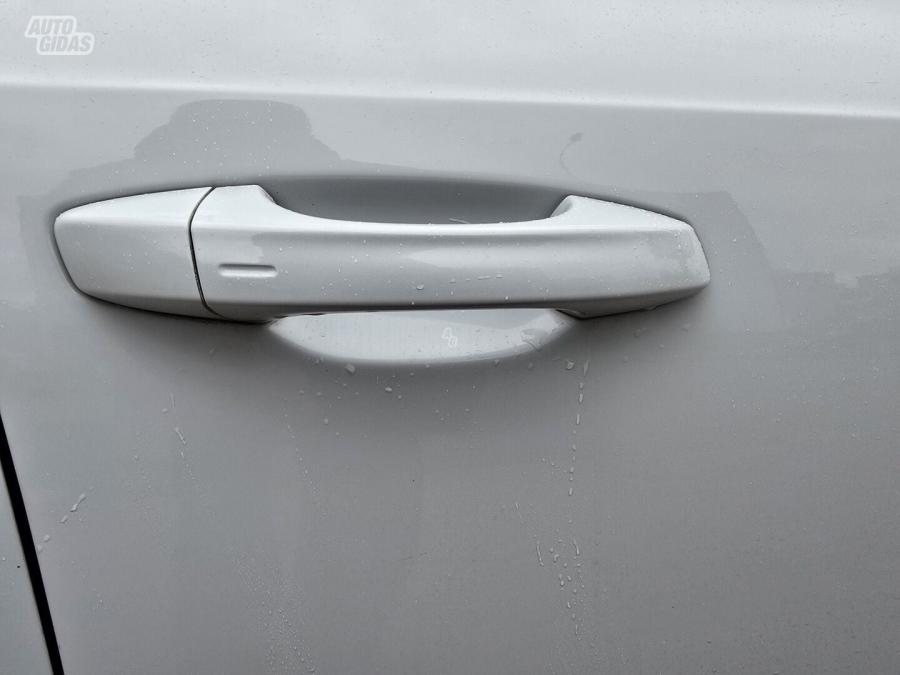 White Skoda Octavia 2020 in Kaunas, with an engine capacity of 2.00 L and mileage of 202 thousand km for 9750 €, photo 27 on AUTOMOTO.COM.LV
