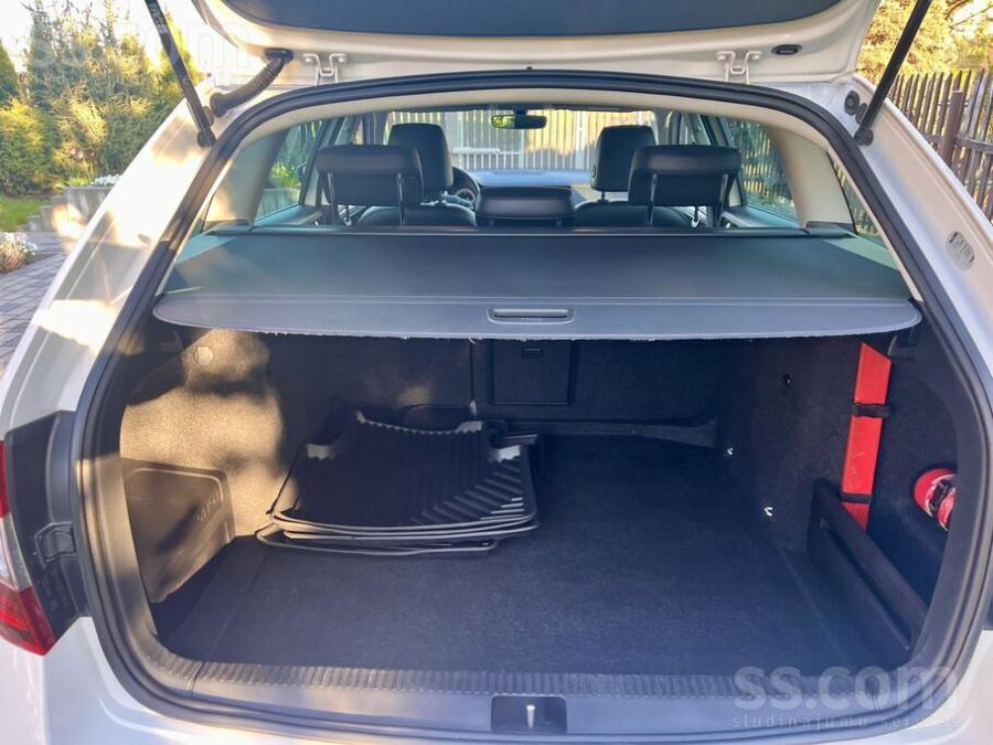 Balts Skoda Octavia 2020 Rīga, ar dzinēja tilpumu 1.50 L un nobraukumu 247 tūkst. km par 14250 €, foto 15 vietnē AUTOMOTO.COM.LV