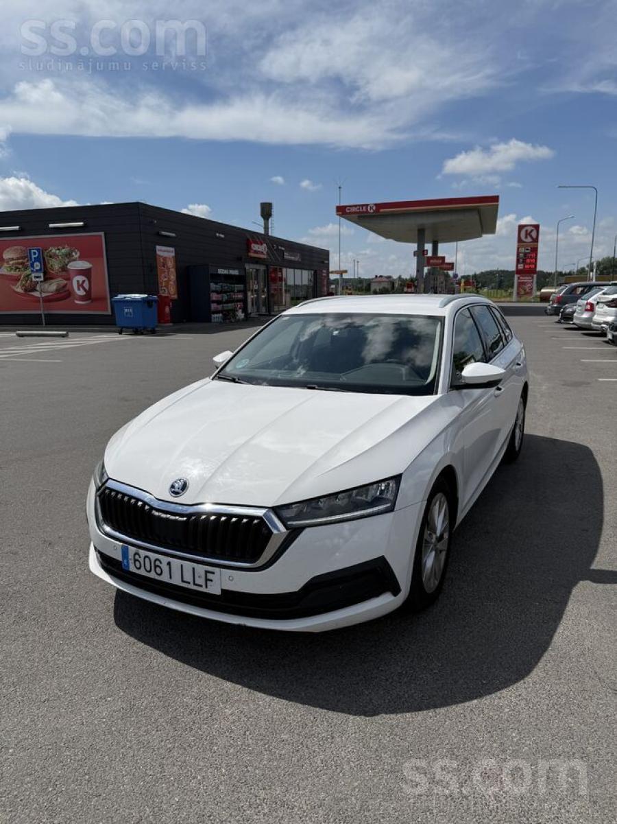 White Skoda Octavia 2020 in Ogre, with an engine capacity of 2.00 L and mileage of 0 thousand km for 14000 €, photo 1 on AUTOMOTO.COM.LV