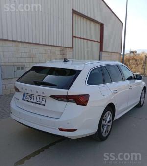 White Skoda Octavia 2020 in Ogre, with an engine capacity of 2.00 L and mileage of 0 thousand km for 14000 €, photo 4 on AUTOMOTO.COM.LV
