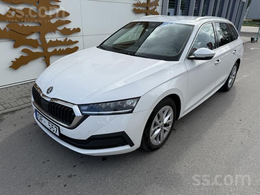 White Skoda Octavia 2020 in Ogre, with an engine capacity of 2.00 L and mileage of 0 thousand km for 14000 €, photo 6 on AUTOMOTO.COM.LV