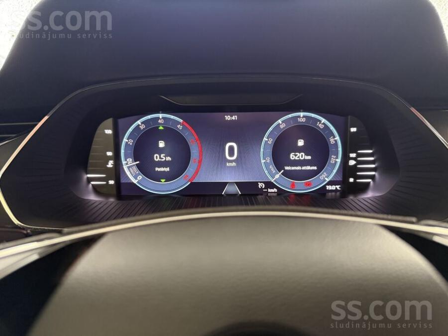 White Skoda Octavia 2020 in Ogre, with an engine capacity of 2.00 L and mileage of 0 thousand km for 14000 €, photo 16 on AUTOMOTO.COM.LV