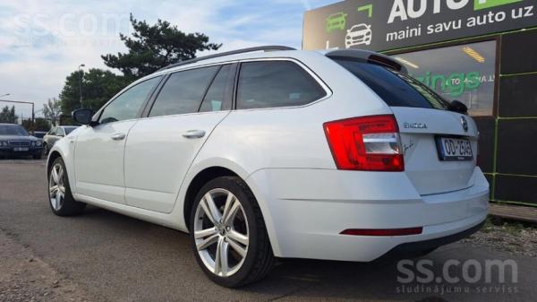 White Skoda Octavia 2020 in Riga, with an engine capacity of 2.00 L and mileage of 409 thousand km for 7990 €, photo 5 on AUTOMOTO.COM.LV