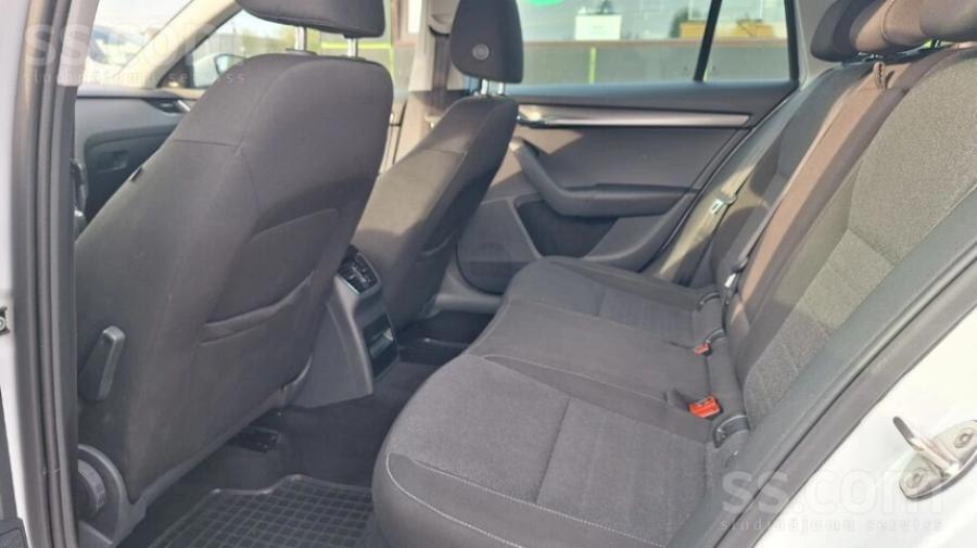 Balts Skoda Octavia 2020 Rīga, ar dzinēja tilpumu 2.00 L un nobraukumu 409 tūkst. km par 7990 €, foto 16 vietnē AUTOMOTO.COM.LV