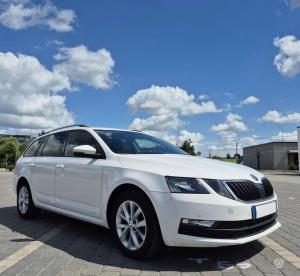 White Skoda Octavia 2020 in Raseiniai, with an engine capacity of 1.60 L and mileage of 216 thousand km for 5999 €, photo 5 on AUTOMOTO.COM.LV
