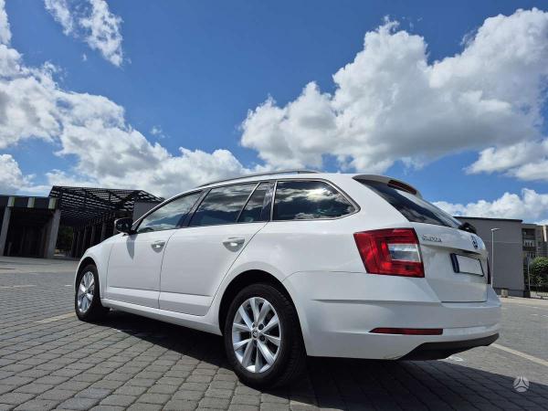 Balts Skoda Octavia 2020 Raseiniai, ar dzinēja tilpumu 1.60 L un nobraukumu 216 tūkst. km par 5999 €, foto 5 vietnē AUTOMOTO.COM.LV