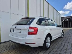 White Skoda Octavia 2020 in Raseiniai, with an engine capacity of 1.60 L and mileage of 216 thousand km for 5999 €, photo 12 on AUTOMOTO.COM.LV