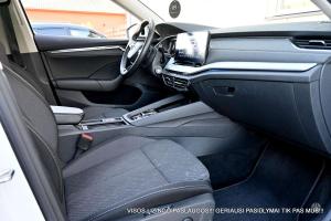 White Skoda Octavia 2020 in Kretinga, with an engine capacity of 2.00 L and mileage of 163 thousand km for 18499 €, photo 13 on AUTOMOTO.COM.LV