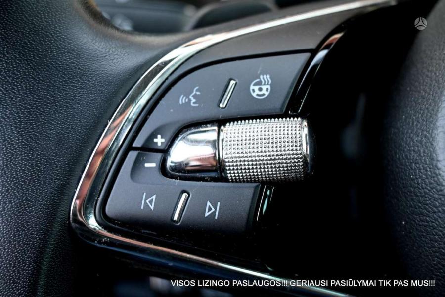 White Skoda Octavia 2020 in Kretinga, with an engine capacity of 2.00 L and mileage of 163 thousand km for 18499 €, photo 24 on AUTOMOTO.COM.LV