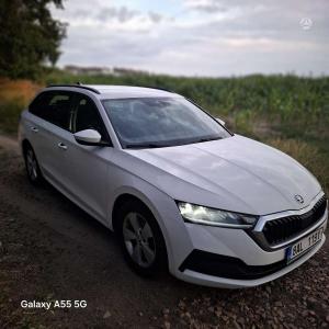 White Skoda Octavia 2020 in Vilnius, with an engine capacity of 1.50 L and mileage of 193 thousand km for 10990 €, photo  on AUTOMOTO.COM.LV