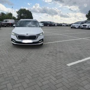 White Skoda Octavia 2020 in Taurage, with an engine capacity of 1.97 L and mileage of 293 thousand km for 11800 €, photo  on AUTOMOTO.COM.LV