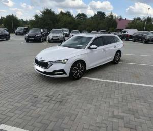 White Skoda Octavia 2020 in Taurage, with an engine capacity of 1.97 L and mileage of 293 thousand km for 11800 €, photo 3 on AUTOMOTO.COM.LV