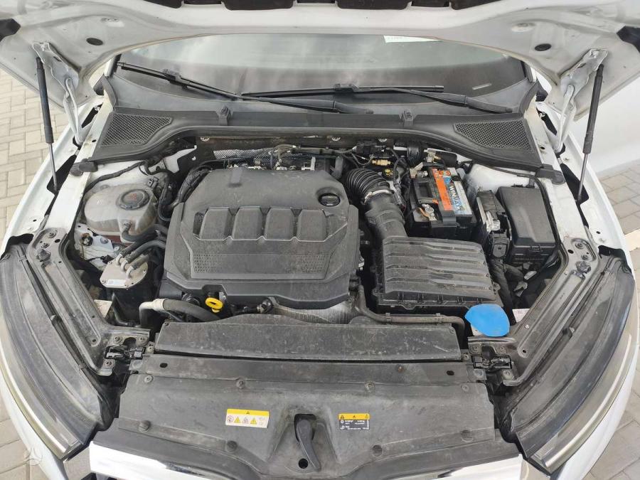 White Skoda Octavia 2020 in Taurage, with an engine capacity of 1.97 L and mileage of 293 thousand km for 11800 €, photo 34 on AUTOMOTO.COM.LV