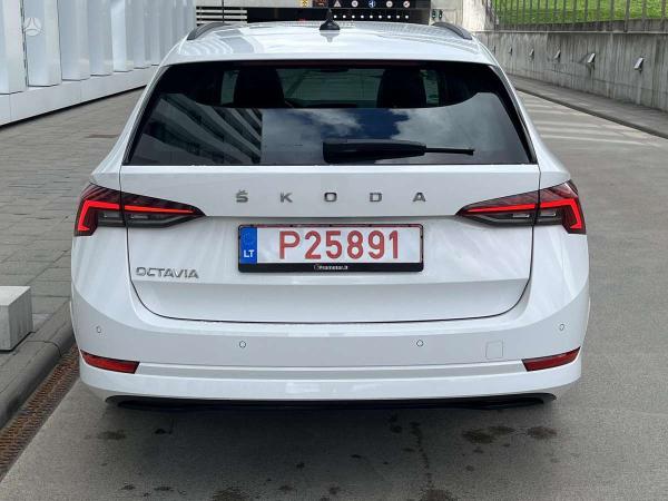 White Skoda Octavia 2020 in Vilnius, with an engine capacity of 1.97 L and mileage of 157 thousand km for 16990 €, photo 5 on AUTOMOTO.COM.LV