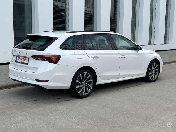 White Skoda Octavia 2020 in Vilnius, with an engine capacity of 1.97 L and mileage of 157 thousand km for 16990 €, photo 7 on AUTOMOTO.COM.LV