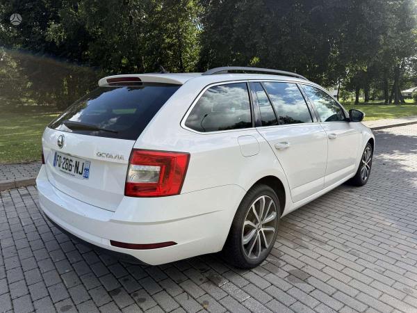 Balts Skoda Octavia 2020 Tauragė, ar dzinēja tilpumu 1.97 L un nobraukumu 444 tūkst. km par 7500 €, foto 9 vietnē AUTOMOTO.COM.LV