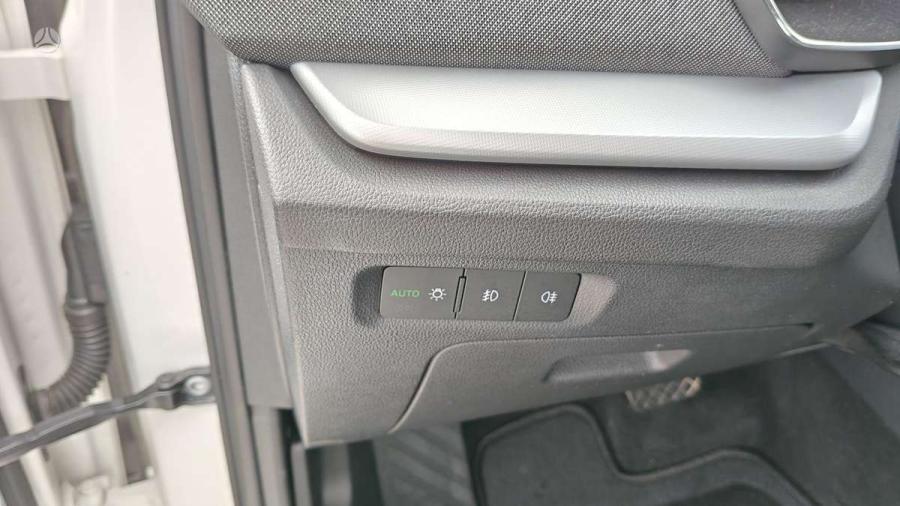 Balts Skoda Octavia 2020 Kauņa, ar dzinēja tilpumu 2.00 L un nobraukumu 150 tūkst. km par 14400 €, foto 18 vietnē AUTOMOTO.COM.LV