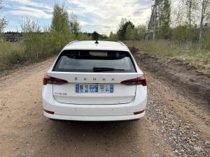 White Skoda Octavia 2020 in Taurage, with an engine capacity of 1.97 L and mileage of 230 thousand km for 6990 €, photo 5 on AUTOMOTO.COM.LV