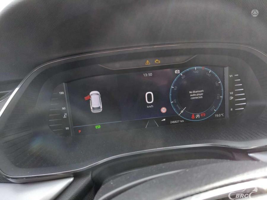 White Skoda Octavia 2020 in Vilnius, with an engine capacity of 1.97 L and mileage of 247 thousand km for 11900 €, photo 15 on AUTOMOTO.COM.LV