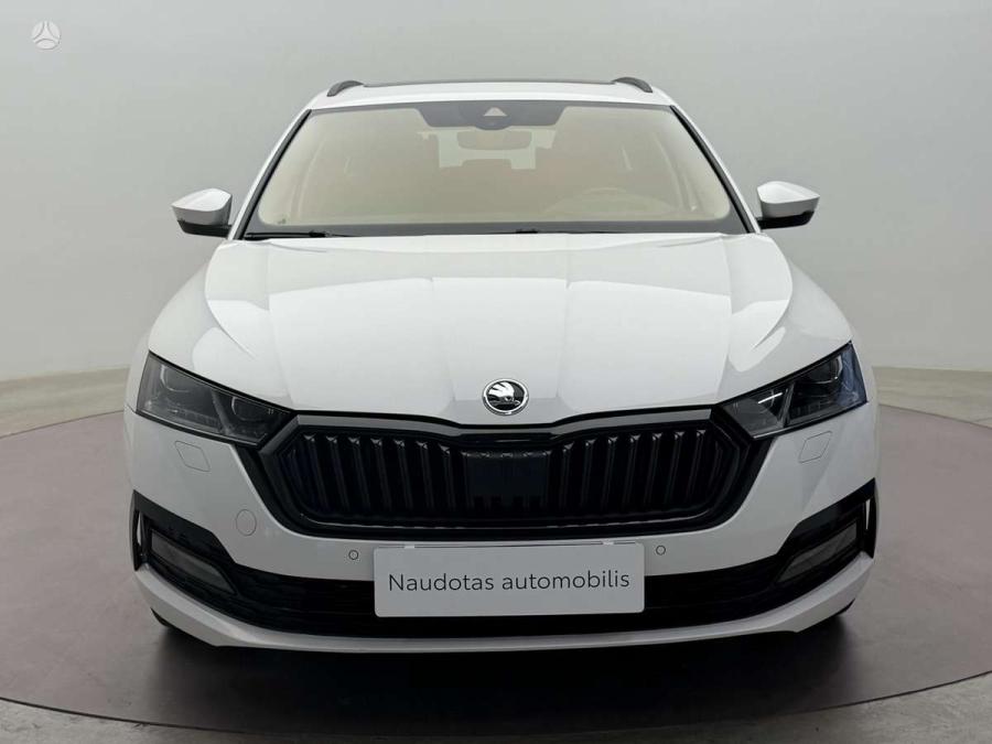 Balts Skoda Octavia 2020 Panevēža, ar dzinēja tilpumu 1.97 L un nobraukumu 153 tūkst. km par 19990 €, foto 3 vietnē AUTOMOTO.COM.LV