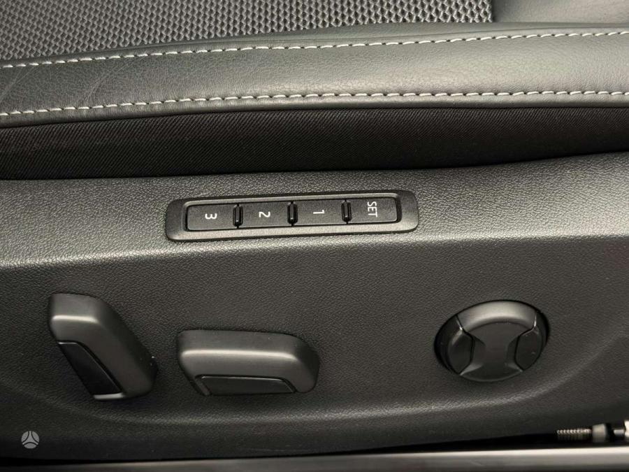 Balts Skoda Octavia 2020 Panevēža, ar dzinēja tilpumu 1.97 L un nobraukumu 153 tūkst. km par 19990 €, foto 22 vietnē AUTOMOTO.COM.LV