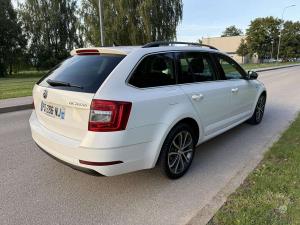 Balts Skoda Octavia 2020 Tauragė, ar dzinēja tilpumu 1.97 L un nobraukumu 444 tūkst. km par 7300 €, foto 10 vietnē AUTOMOTO.COM.LV