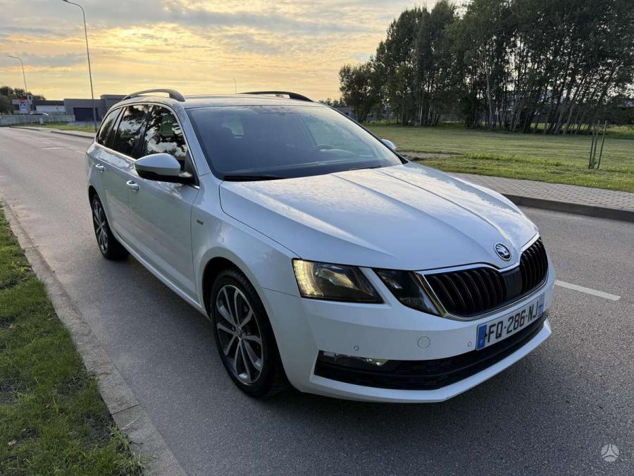 Balts Skoda Octavia 2020 Tauragė, ar dzinēja tilpumu 1.97 L un nobraukumu 444 tūkst. km par 7300 €, foto 12 vietnē AUTOMOTO.COM.LV