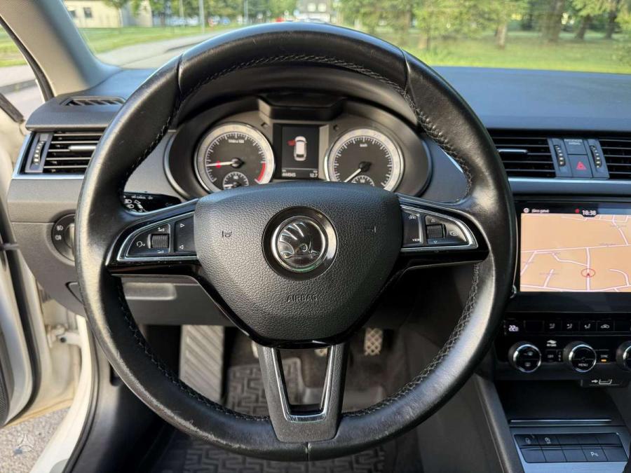 Balts Skoda Octavia 2020 Tauragė, ar dzinēja tilpumu 1.97 L un nobraukumu 444 tūkst. km par 7300 €, foto 19 vietnē AUTOMOTO.COM.LV