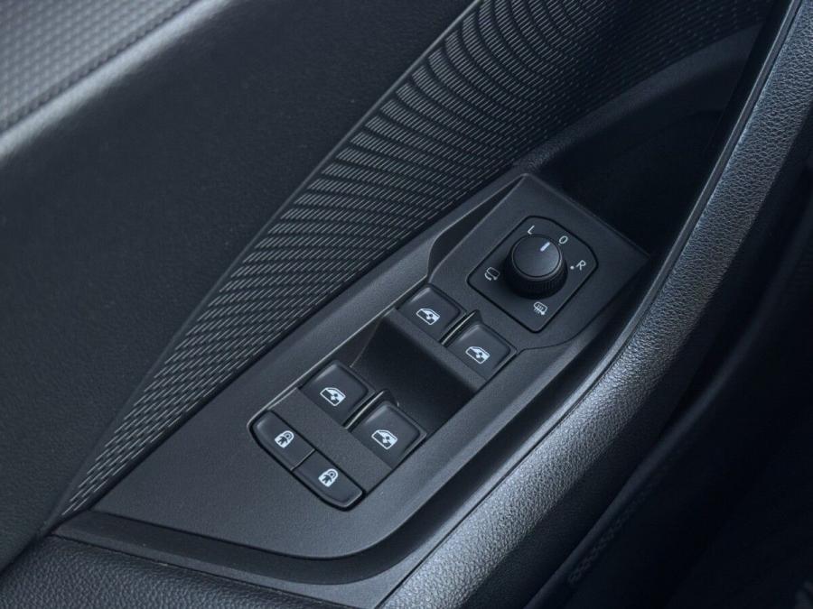 Balts Skoda Octavia 2020 Pērnava, ar dzinēja tilpumu 2.00 L un nobraukumu 87 tūkst. km par 21500 €, foto 20 vietnē AUTOMOTO.COM.LV