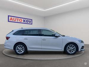 White Skoda Octavia 2020 in Kaunas, with an engine capacity of 2.00 L and mileage of 263 thousand km for 16699 €, photo 7 on AUTOMOTO.COM.LV