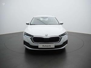 White Skoda Octavia 2021 in Kaunas, with an engine capacity of 1.40 L and mileage of 149 thousand km for 16600 €, photo 2 on AUTOMOTO.COM.LV