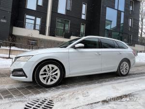 White Skoda Octavia 2021 in Tallinn, with an engine capacity of 1.50 L and mileage of 236 thousand km for 17000 €, photo 2 on AUTOMOTO.COM.LV